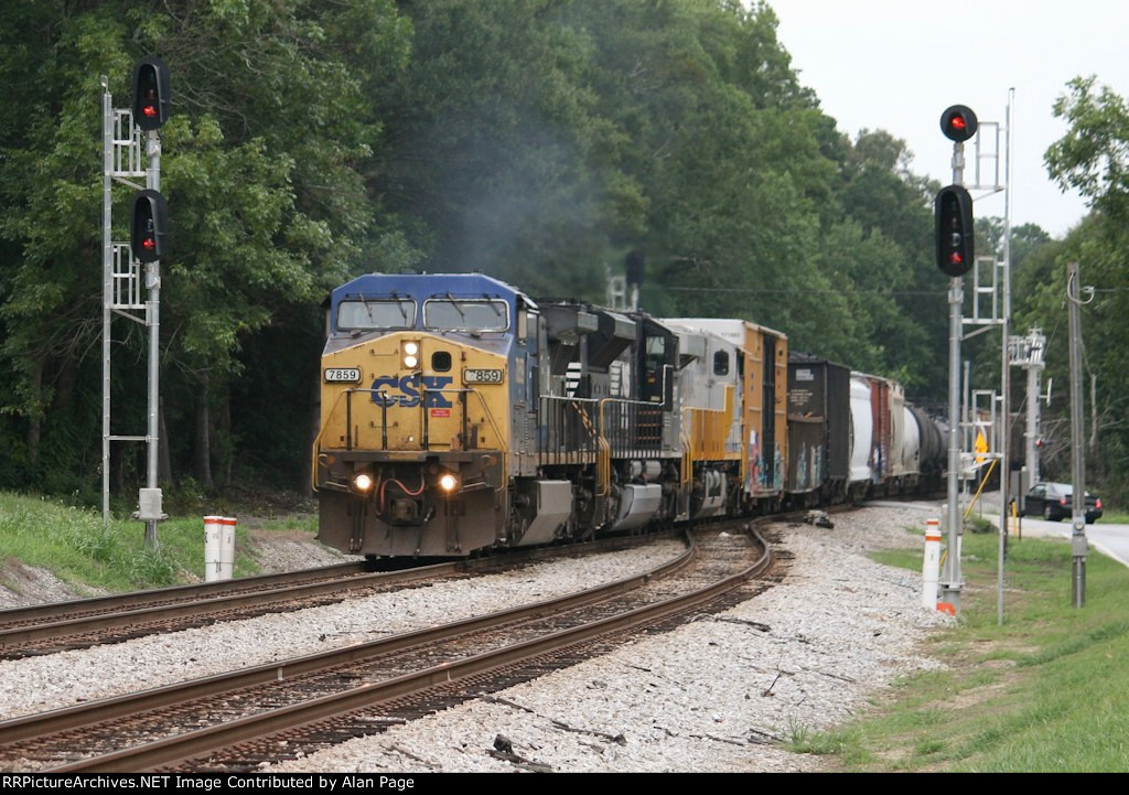 CREX ES44AC 1508 and NS SD70M 2707 give assist to CSX C40-8W 7859